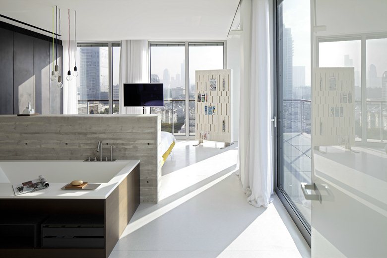 Vasca da bagno centro stanza in Cristalplant® SWIM-C - Boffi