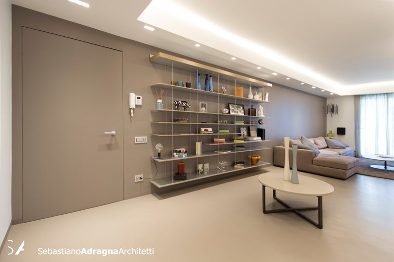 Libreria sospesa in acciaio e legno GRADUATE - Molteni & C.