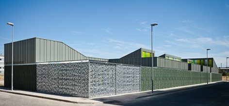 Copertura in zinco titanio con laccatura protettiva VMZINC PLUS® - VMZINC