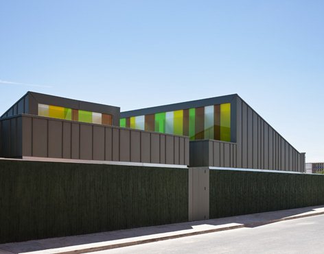 Copertura in zinco titanio con laccatura protettiva VMZINC PLUS® - VMZINC